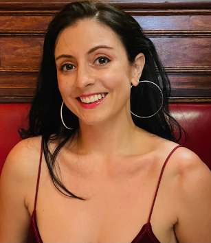 Stacey Garratt - BIO | Roadmap Writers